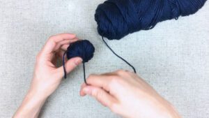 How to Wind a Center-Pull Yarn Ball - PurlsAndPixels