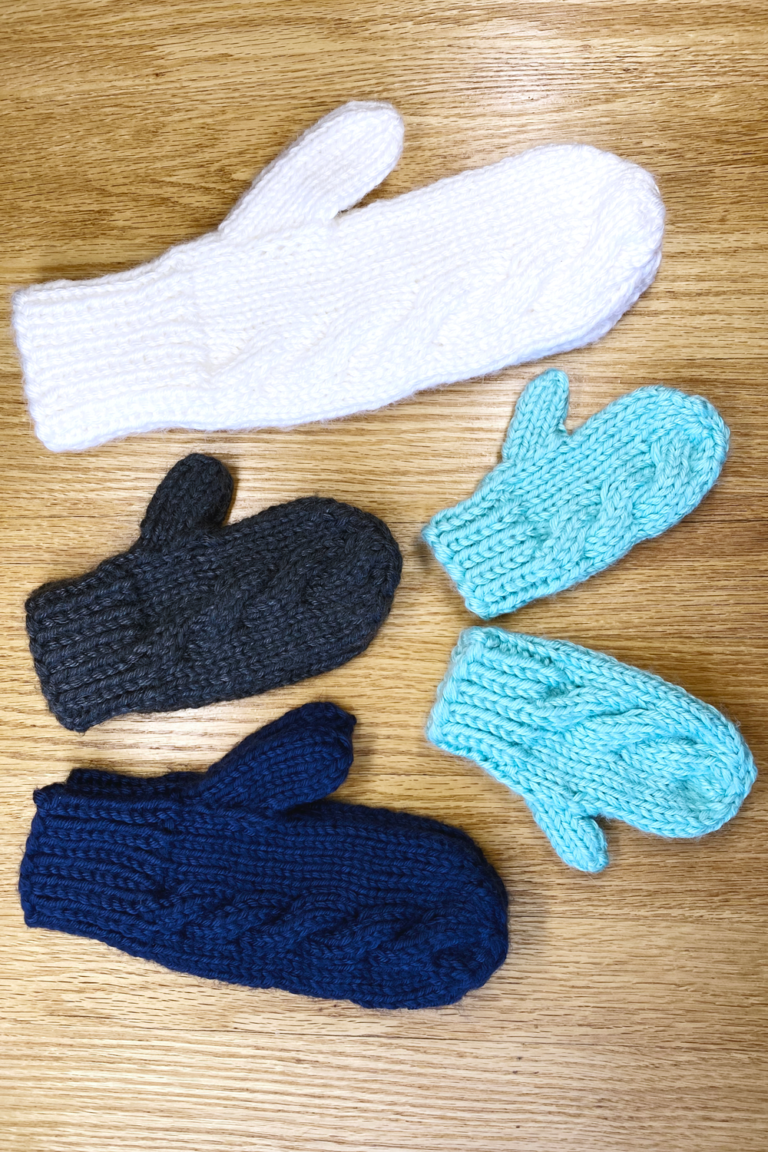 Subtle Cable Mitten Knitting Pattern - PurlsAndPixels